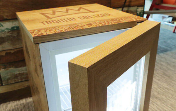 8 Creative Wooden Fridges for Your Food and Beverage Display | Procool