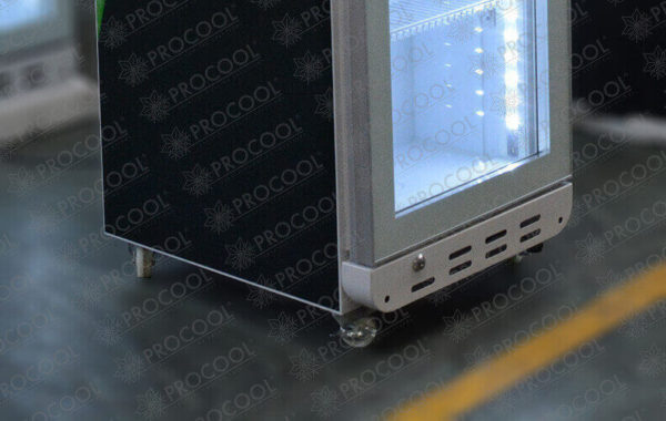 Retro Fridge for Food & Beverage Display Upgrade | Procool